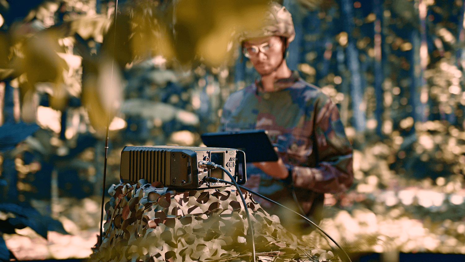 Tactical Radios – KNL